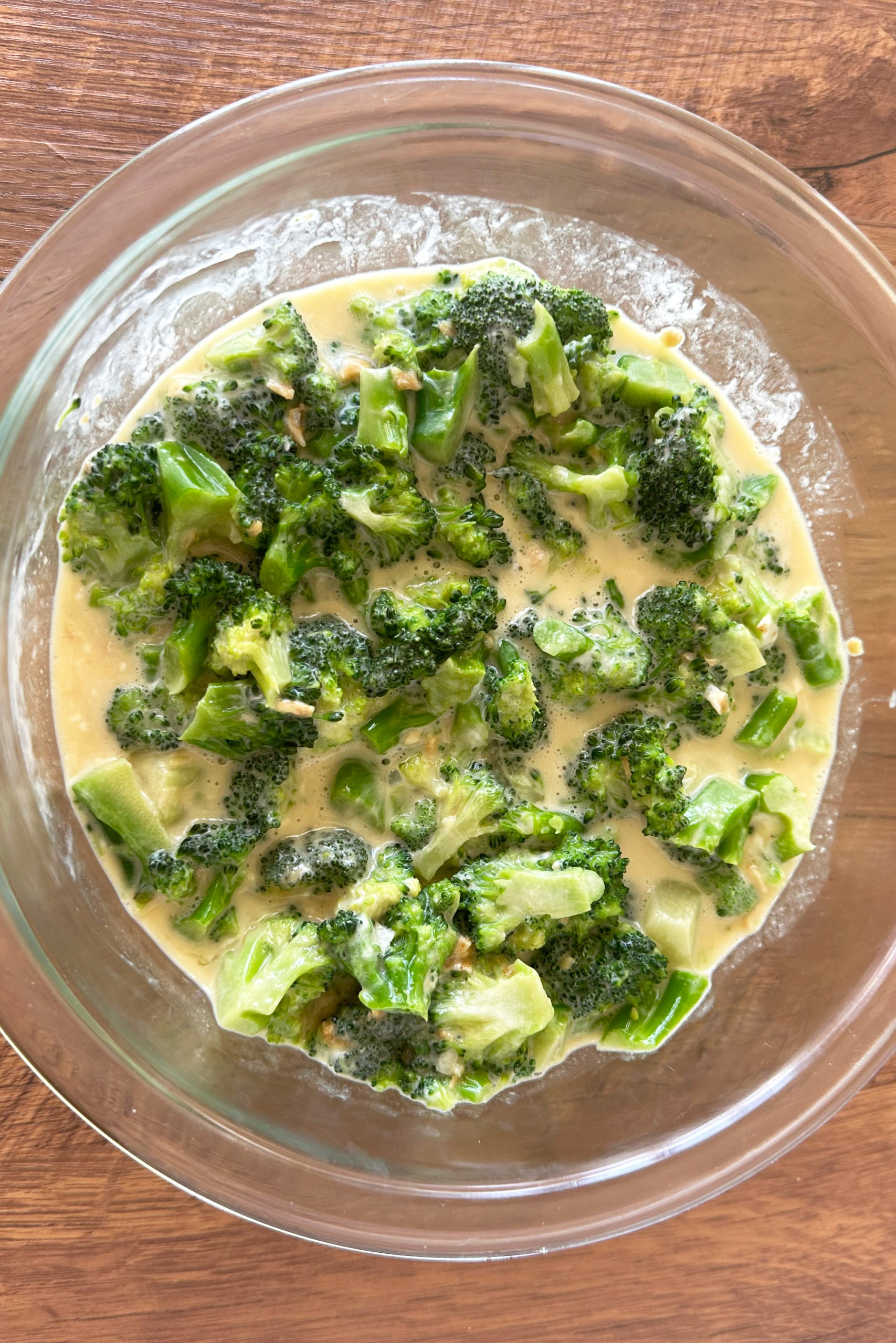 Easy Broccoli Quiche - Easy Shmeezy Recipes